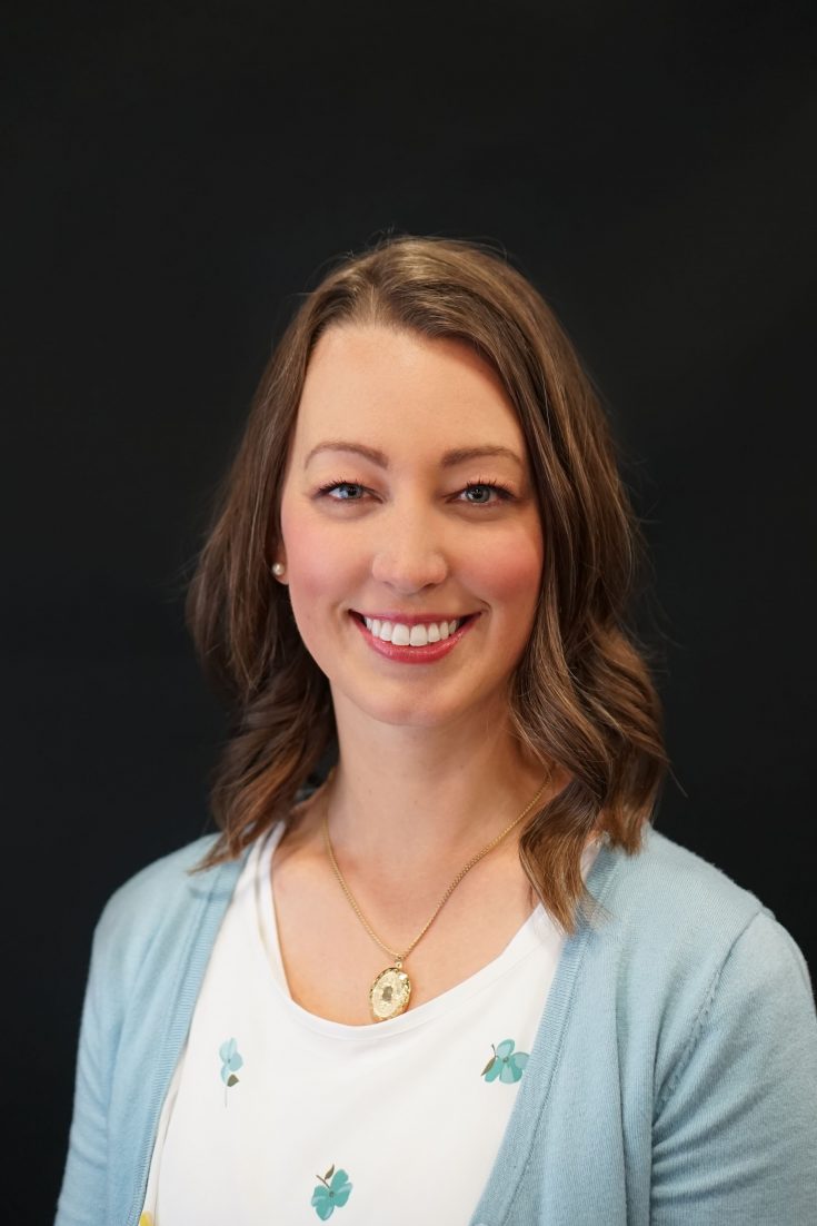 Nicole Dyer genlighten headshot – Family Locket