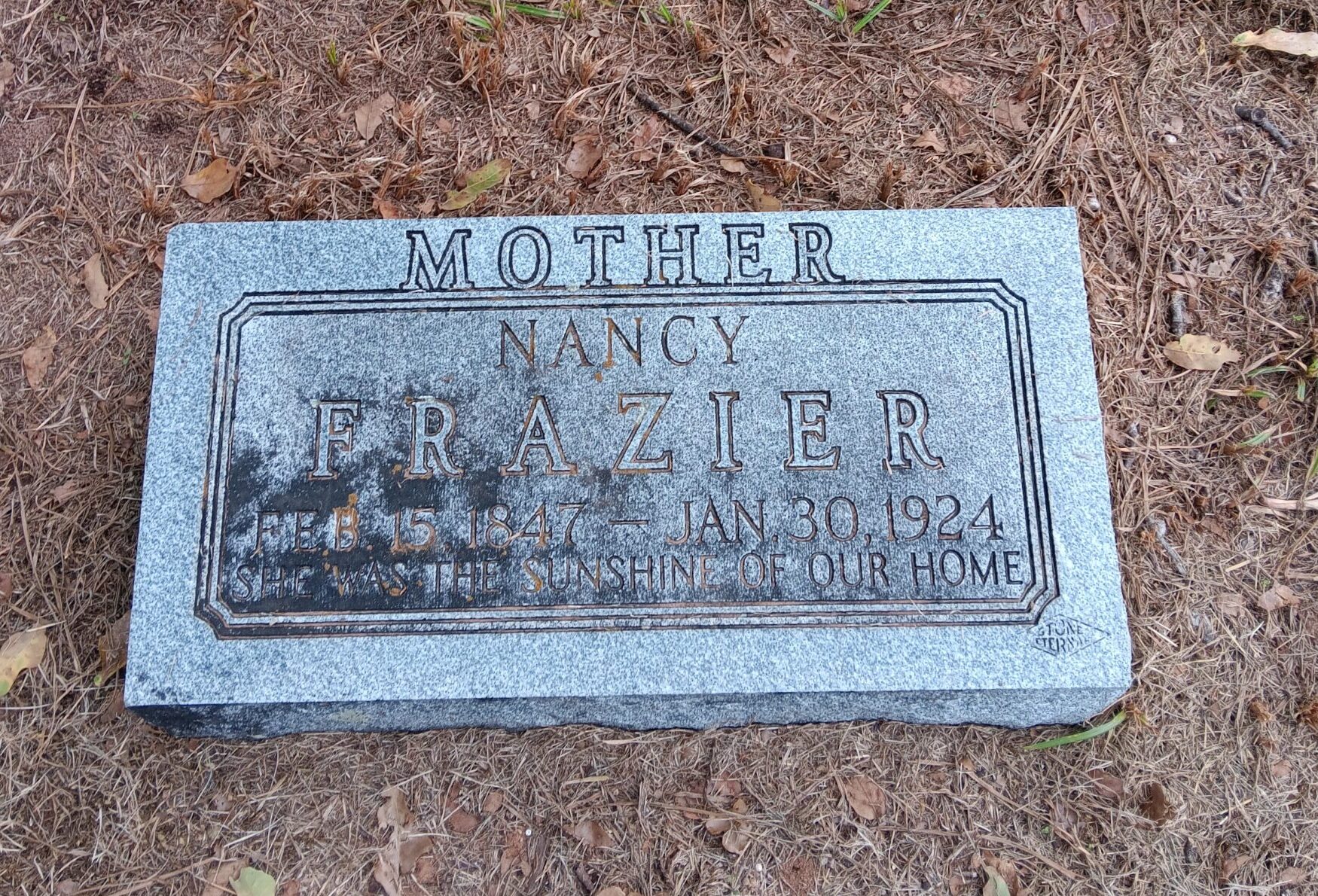 Nancy Briscoe Frazier headstone – Family Locket
